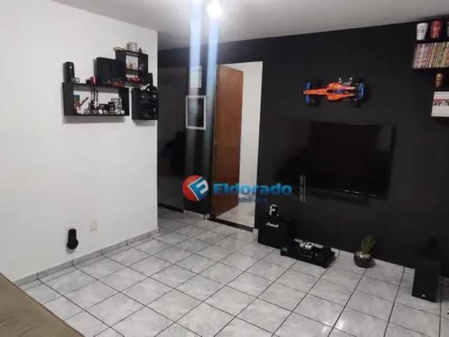 Apartamento com 2 Quartos e 1 banheiro à Venda, 50 m² por R$ 110.000