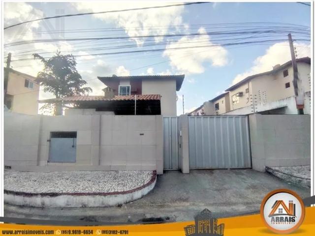 Apartamento com 2 Quartos e 1 banheiro à Venda, 50 m² por R$ 170.000