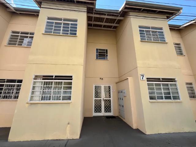 Apartamento com 2 Quartos e 1 banheiro à Venda, 50 m² por R$ 210.000