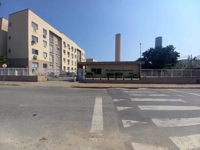 Apartamento com 2 Quartos e 1 banheiro à Venda, 50 m² por R$ 244.990