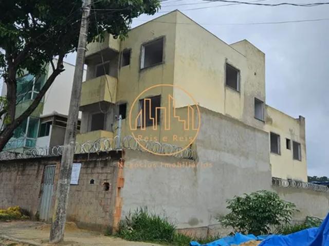 Apartamento com 2 Quartos e 1 banheiro à Venda, 50 m² por R$ 280.000