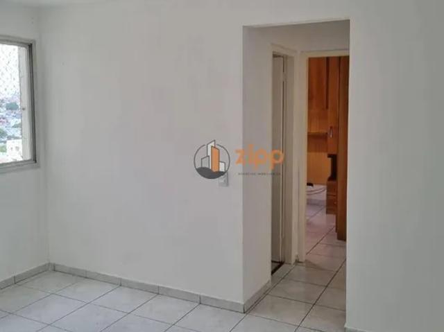 Apartamento com 2 Quartos e 1 banheiro à Venda, 50 m² por R$ 298.000