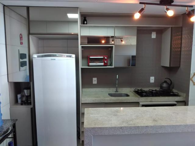 Apartamento com 2 Quartos e 1 banheiro à Venda, 50 m² por R$ 349.000