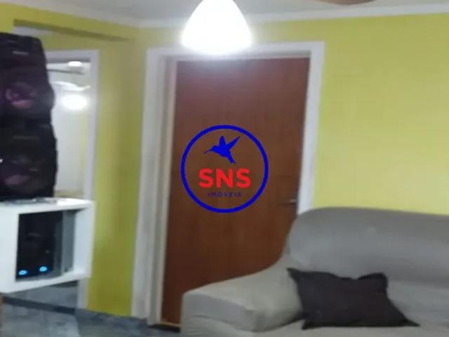 Apartamento com 2 Quartos e 1 banheiro à Venda, 52 m² por R$ 108.000