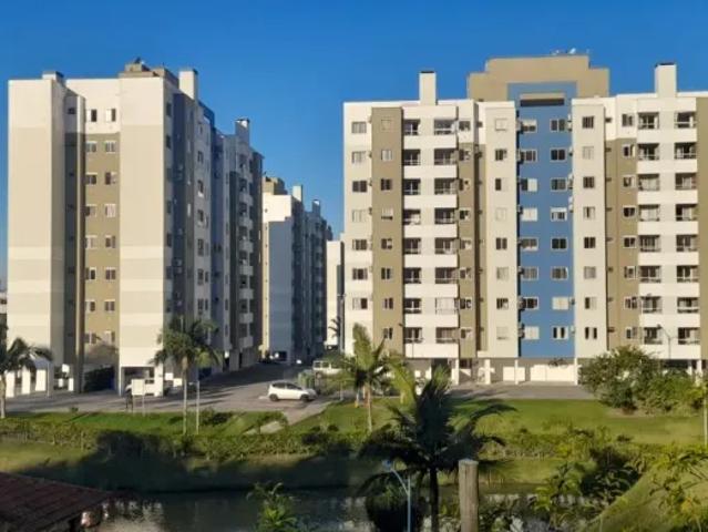 Apartamento com 2 Quartos e 1 banheiro à Venda, 52 m² por R$ 290.000