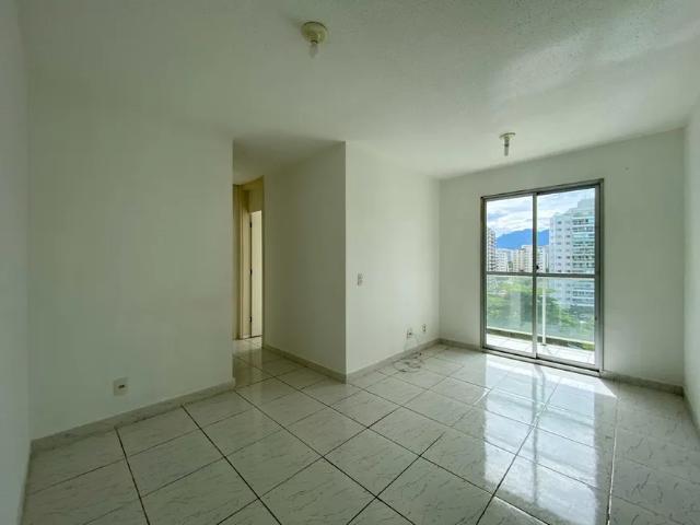Apartamento com 2 Quartos e 1 banheiro à Venda, 52 m² por R$ 369.000