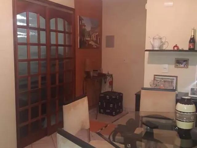 Apartamento com 2 Quartos e 1 banheiro à Venda, 53 m² por R$ 160.000