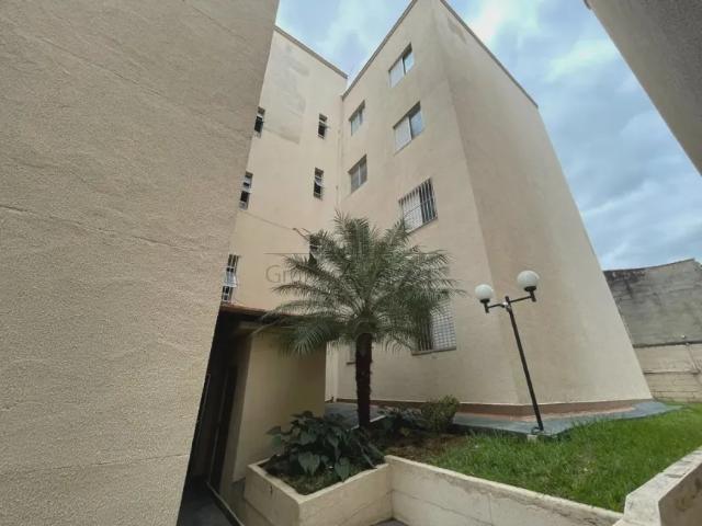 Apartamento com 2 Quartos e 1 banheiro à Venda, 53 m² por R$ 180.000