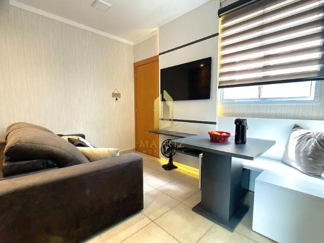 Apartamento com 2 Quartos e 1 banheiro à Venda, 53 m² por R$ 210.000
