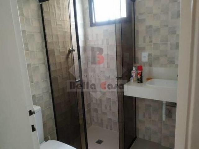 Apartamento com 2 Quartos e 1 banheiro à Venda, 64 m²
