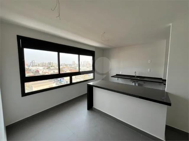 Apartamento com 2 Quartos e 1 banheiro à Venda, 64 m² por R$ 480.000