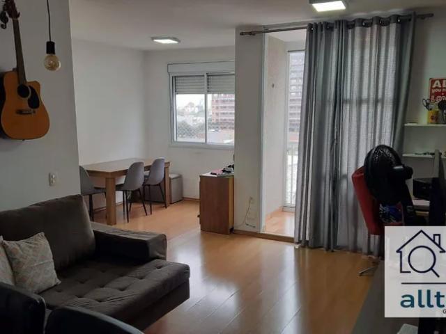 Apartamento com 2 Quartos e 1 banheiro à Venda, 64 m² por R$ 500.000