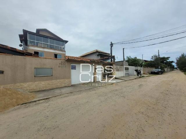 Apartamento com 2 Quartos e 1 banheiro à Venda, 65 m² por R$ 195.000