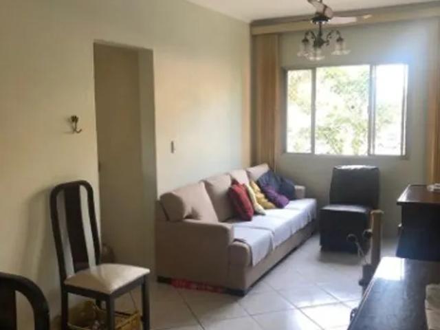 Apartamento com 2 Quartos e 1 banheiro à Venda, 65 m² por R$ 270.000