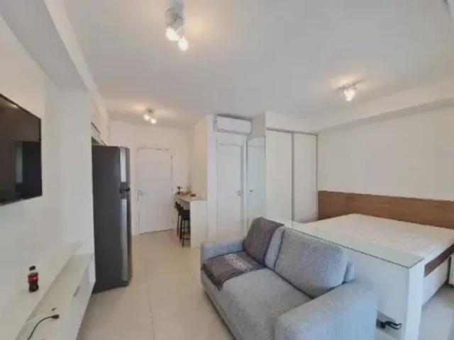 Apartamento com 2 Quartos e 1 banheiro à Venda, 65 m² por R$ 90.000