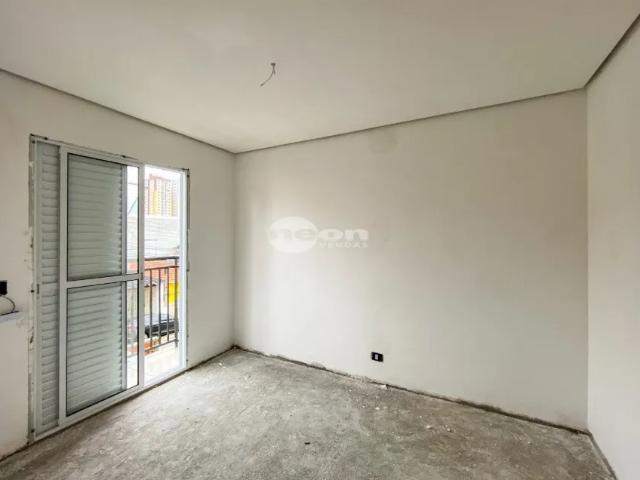 Apartamento com 2 Quartos e 1 banheiro à Venda, 66 m² por R$ 350.000