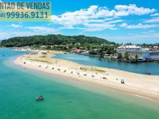 Apartamento com 2 Quartos e 1 banheiro à Venda, 67 m² por R$ 445.000