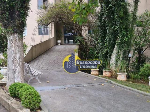 Apartamento com 2 Quartos e 1 banheiro à Venda, 68 m² por R$ 270.000
