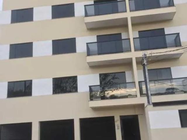 Apartamento com 2 Quartos e 1 banheiro à Venda, 68 m² por R$ 280.000