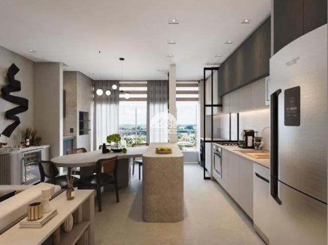 Apartamento com 2 Quartos e 1 banheiro à Venda, 68 m² por R$ 335.000