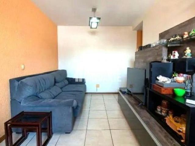 Apartamento com 2 Quartos e 1 banheiro à Venda, 60 m²