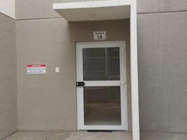 Apartamento com 2 Quartos e 1 banheiro à Venda, 60 m² por R$ 160.000