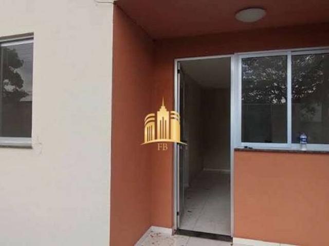Apartamento com 2 Quartos e 1 banheiro à Venda, 60 m² por R$ 160.000