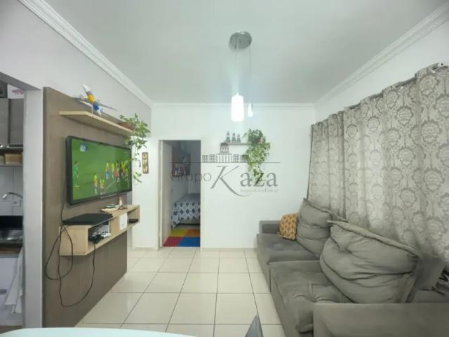 Apartamento com 2 Quartos e 1 banheiro à Venda, 60 m² por R$ 180.000