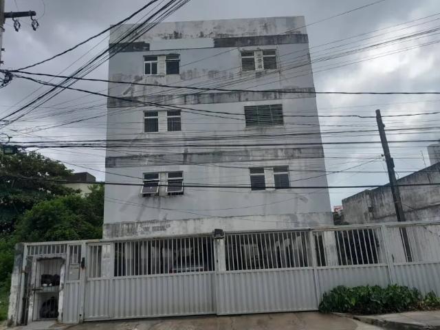 Apartamento com 2 Quartos e 1 banheiro à Venda, 60 m² por R$ 180.000
