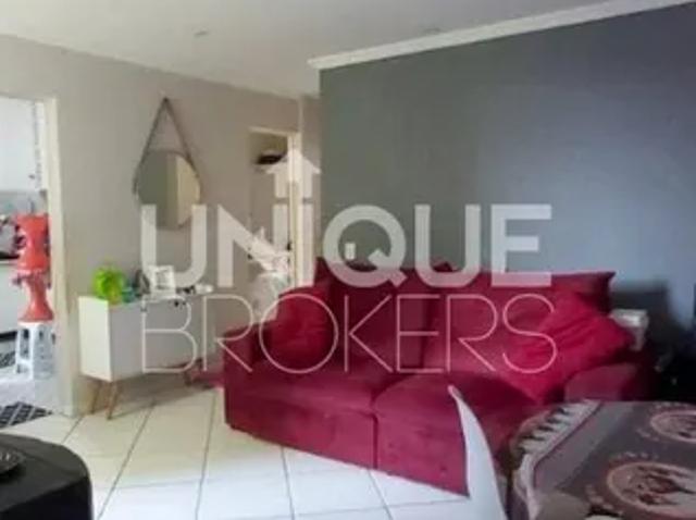 Apartamento com 2 Quartos e 1 banheiro à Venda, 60 m² por R$ 350.000