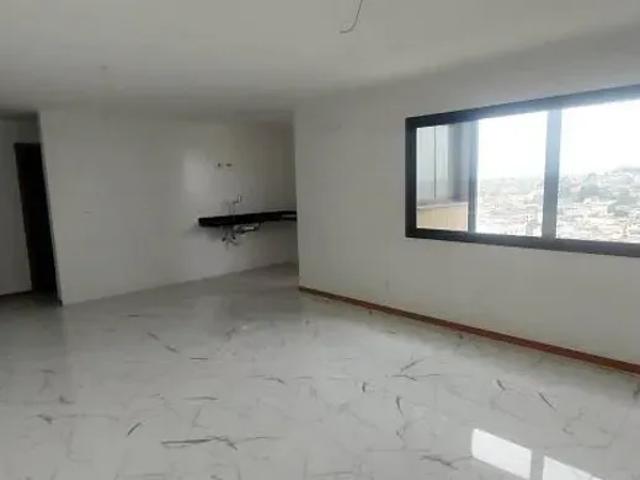 Apartamento com 2 Quartos e 1 banheiro à Venda, 60 m² por R$ 353.000