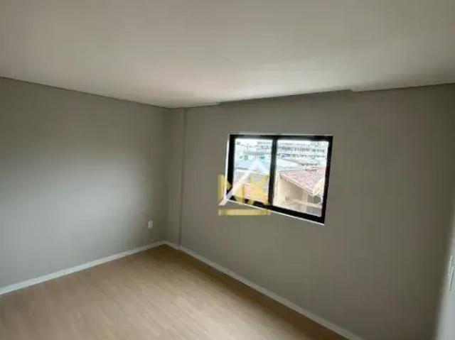 Apartamento com 2 Quartos e 1 banheiro à Venda, 60 m² por R$ 445.000