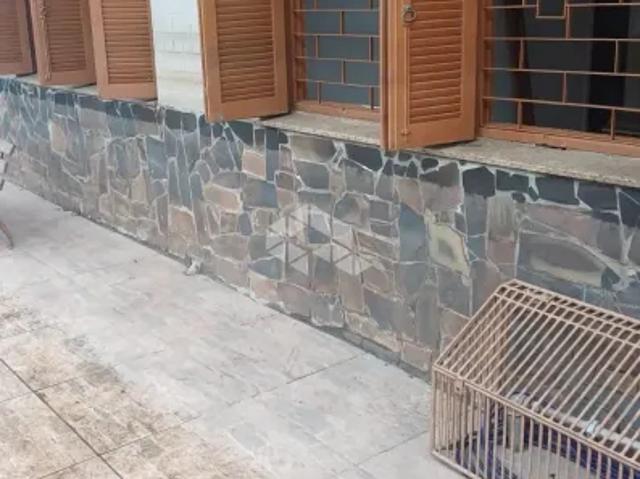 Apartamento com 2 Quartos e 1 banheiro à Venda, 61 m² por R$ 106.000