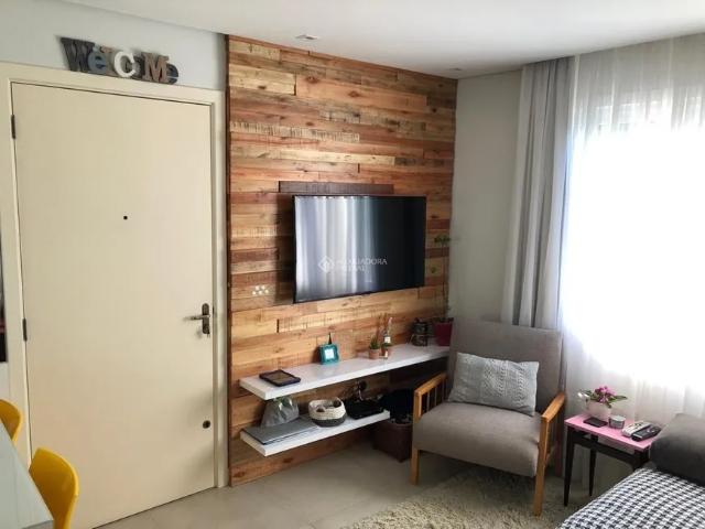 Apartamento com 2 Quartos e 1 banheiro à Venda, 62 m² por R$ 209.800