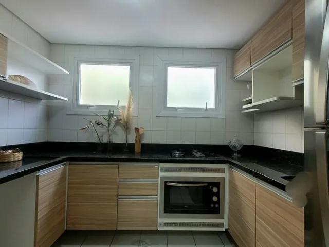 Apartamento com 2 Quartos e 1 banheiro à Venda, 62 m² por R$ 212.000
