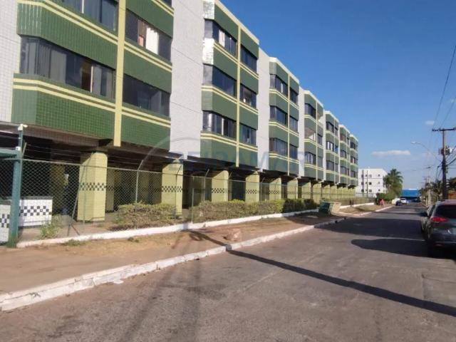 Apartamento com 2 Quartos e 1 banheiro à Venda, 70 m² por R$ 230.000