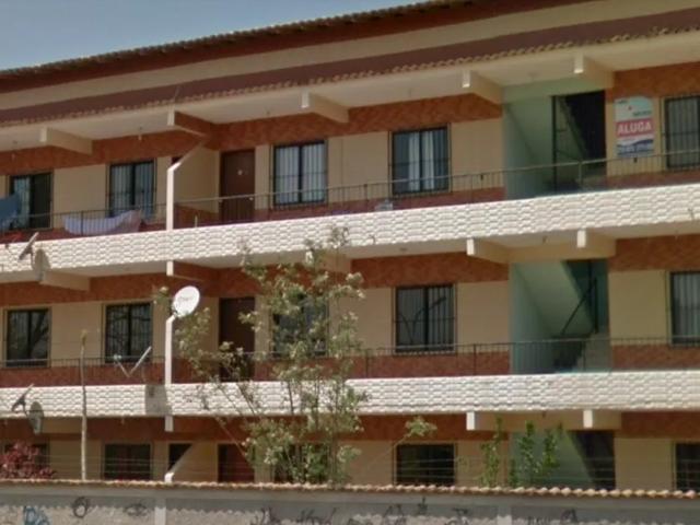 Apartamento com 2 Quartos e 1 banheiro à Venda, 72 m² por R$ 180.000
