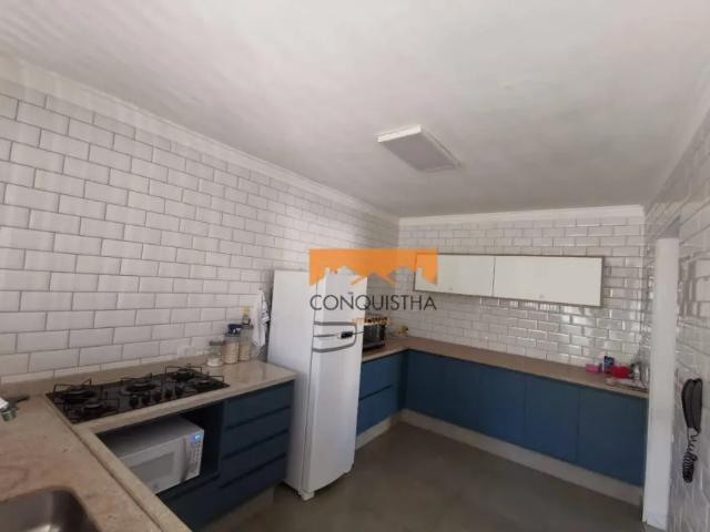 Apartamento com 2 Quartos e 1 banheiro à Venda, 73 m² por R$ 280.000