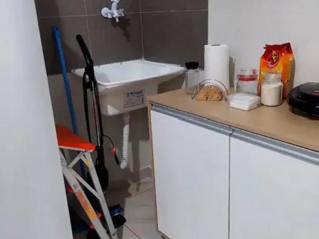 Apartamento com 2 Quartos e 1 banheiro à Venda, 80 m² por R$ 200.000