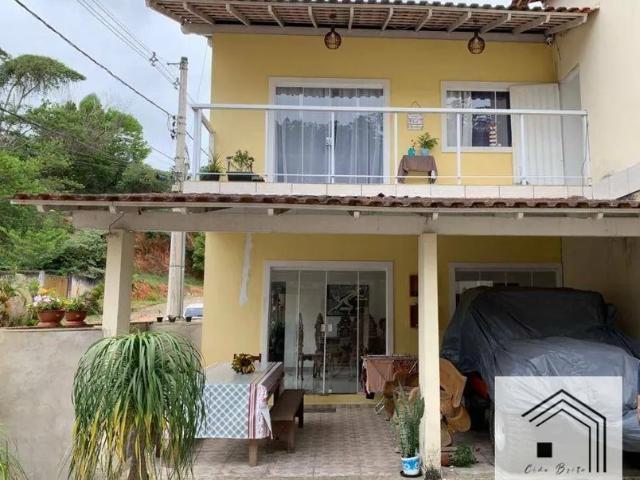 Apartamento com 2 Quartos e 1 banheiro à Venda, 90 m² por R$ 350.000