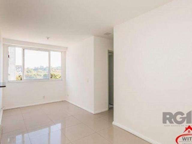 Apartamento com 2 quartos e 1 banheiro no total