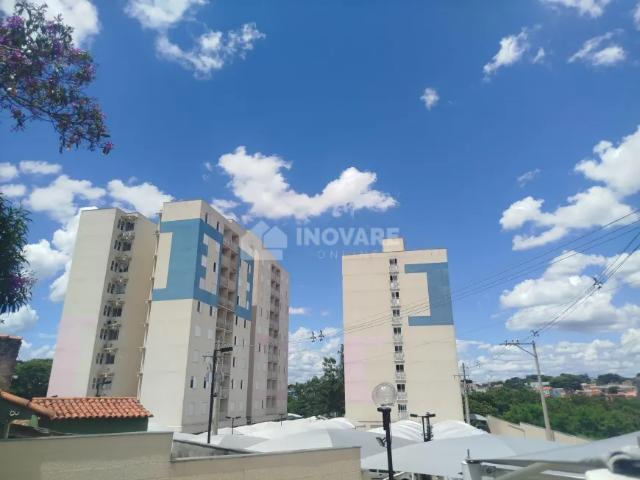 Apartamento com 2 Quartos e 1 banheiro para Alugar, 50 m² por R$ 1.120/Mês