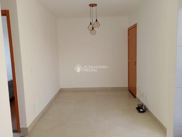 Apartamento com 2 quartos e 297m² para alugar em Restinga, Porto Alegre
