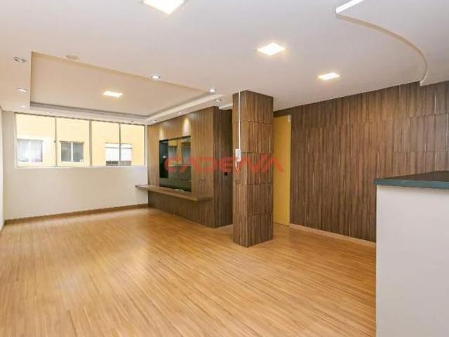 Apartamento com 2 quartos e 2 vagas à venda no Água Verde
