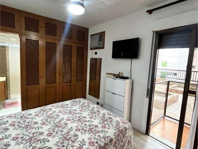 Apartamento com 2 Quartos e 2 Vagas à Venda em Pitangueiras – Guarujá/SP