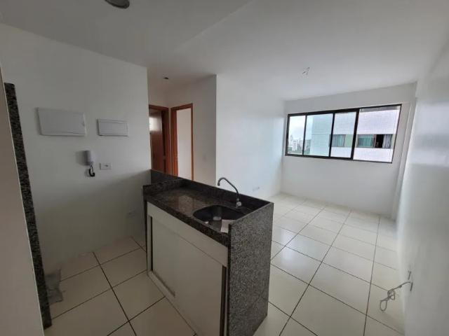 Apartamento com 2 Quartos e 2 banheiros à Venda, 45 m² por R$ 310.000