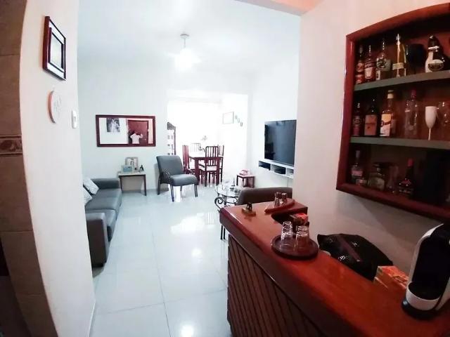 Apartamento com 2 Quartos e 2 banheiros à Venda, 46 m² por R$ 200.000