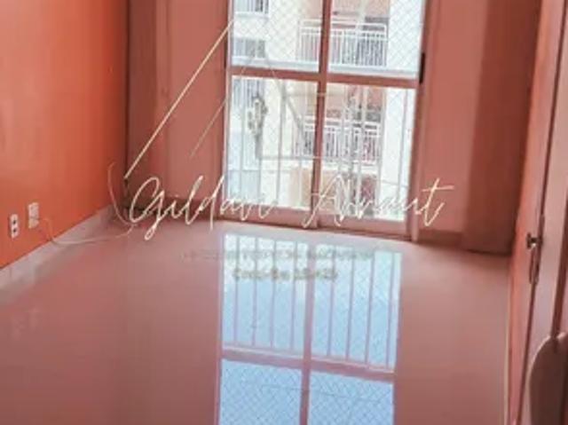 Apartamento com 2 Quartos e 2 banheiros à Venda, 48 m² por R$ 165.000