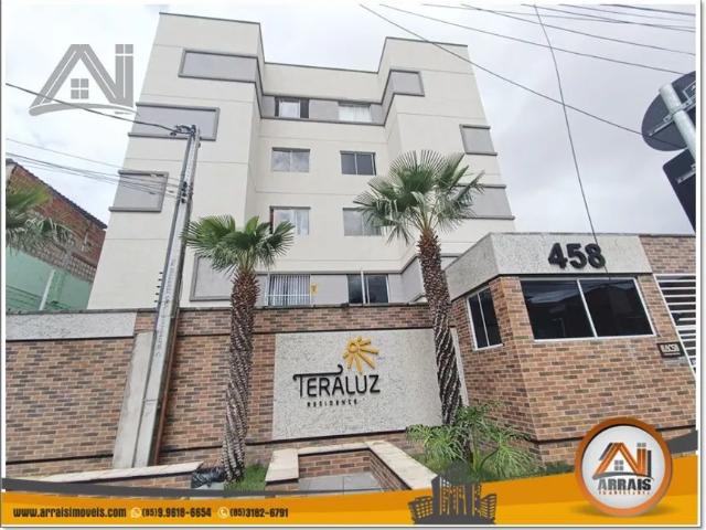 Apartamento com 2 Quartos e 2 banheiros à Venda, 53 m² por R$ 230.000