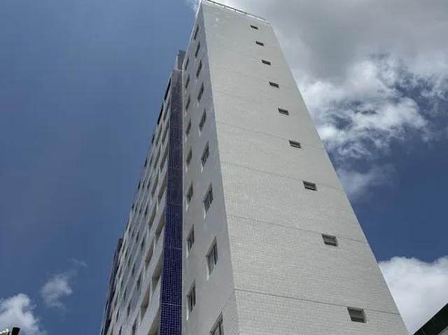 Apartamento com 2 Quartos e 2 banheiros à Venda, 50 m² por R$ 295.000